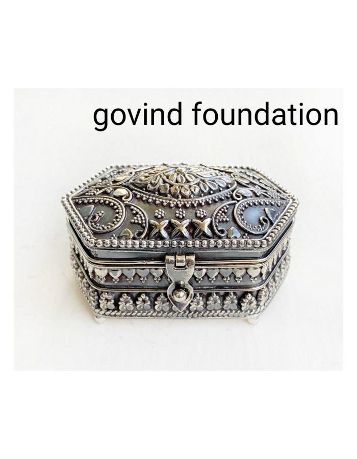 Silver Paan Box pure Silver Box for pan