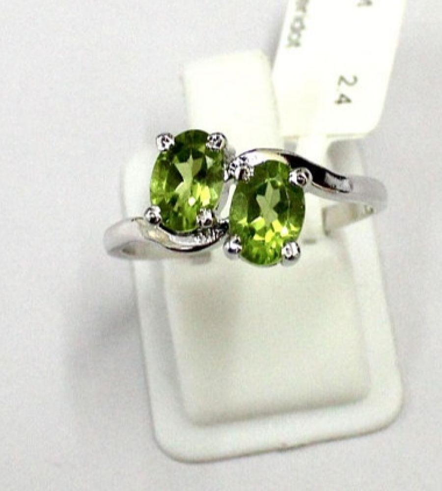 Natural stone silver ring