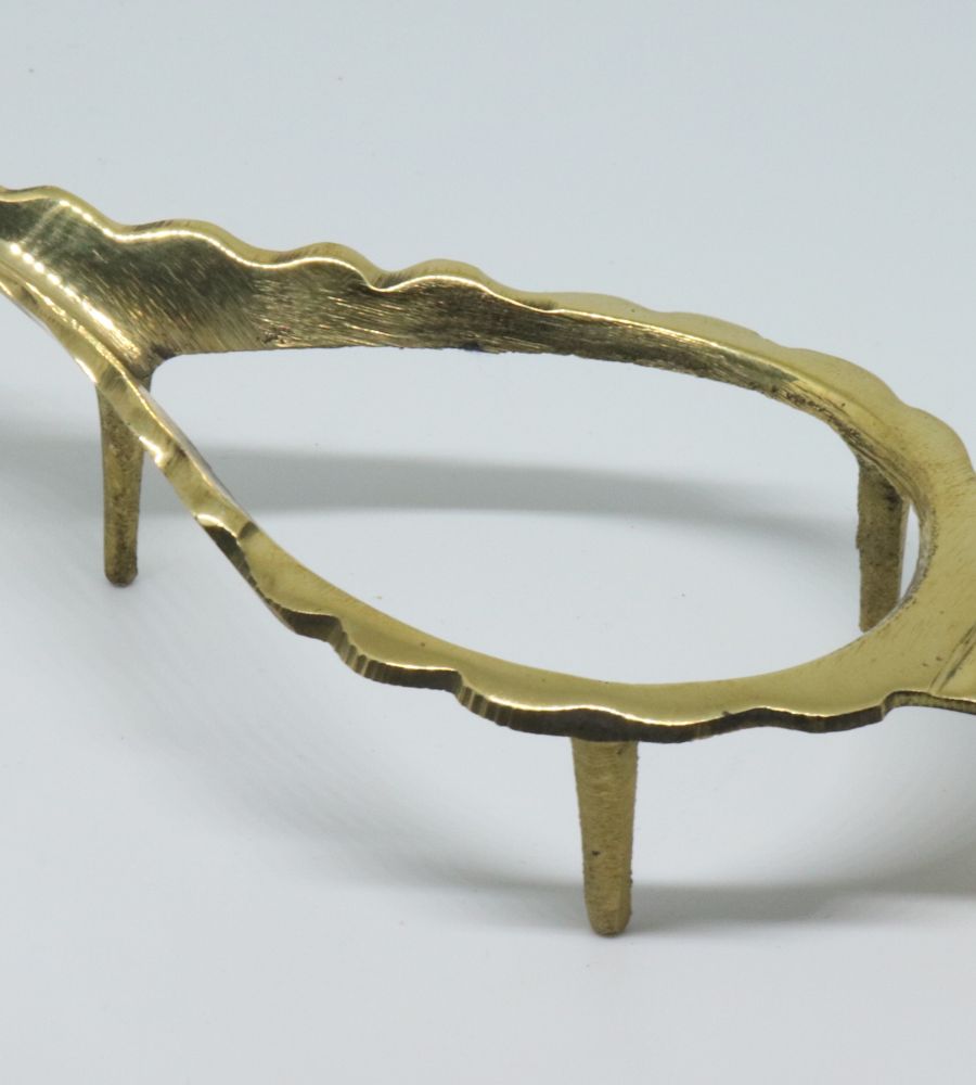 Shankh stand brass conch stand shell stand 4 inches