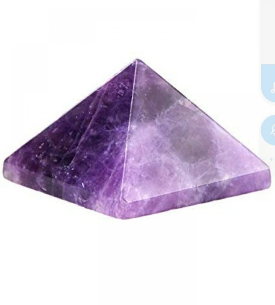 Pyramid amethyst stone Pyramid 1.5×1.5 inches