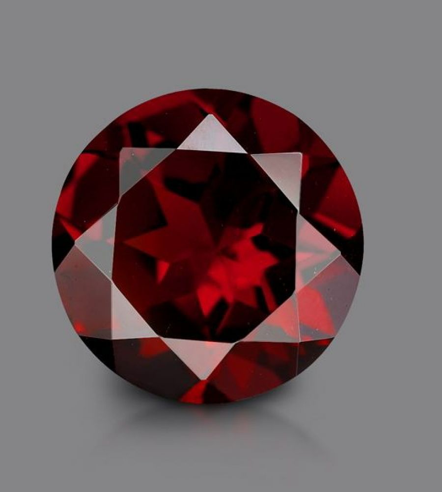 Garnet stone red garnet round shape gomed 7.25 ratti 10mm
