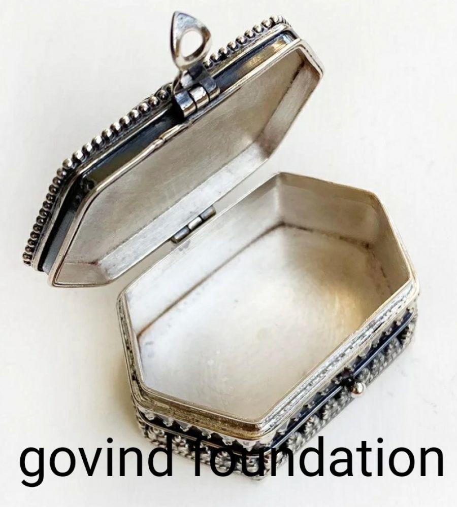 Silver Paan Box pure Silver Box for pan