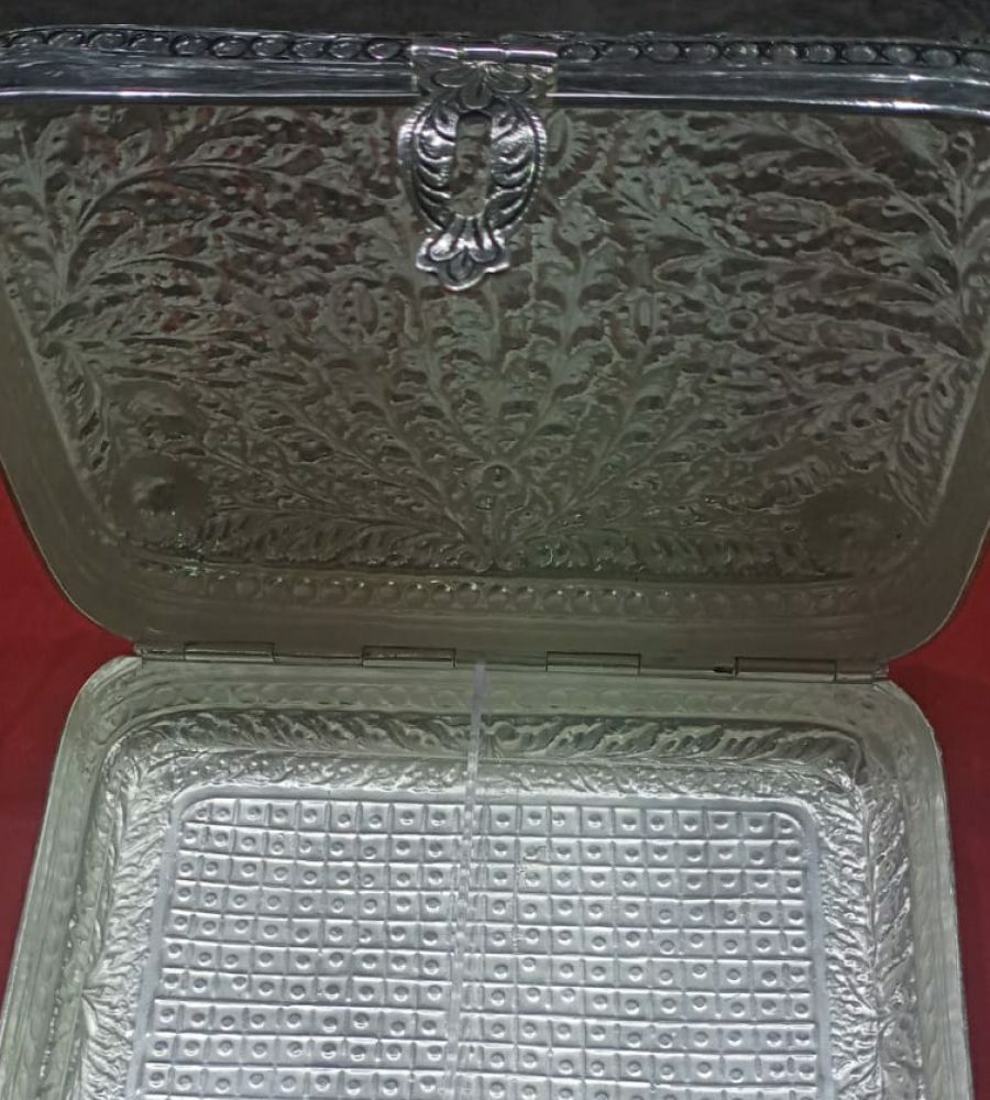 Silver Pan box Silver Dryfruit box 6×4 inches 1433gm