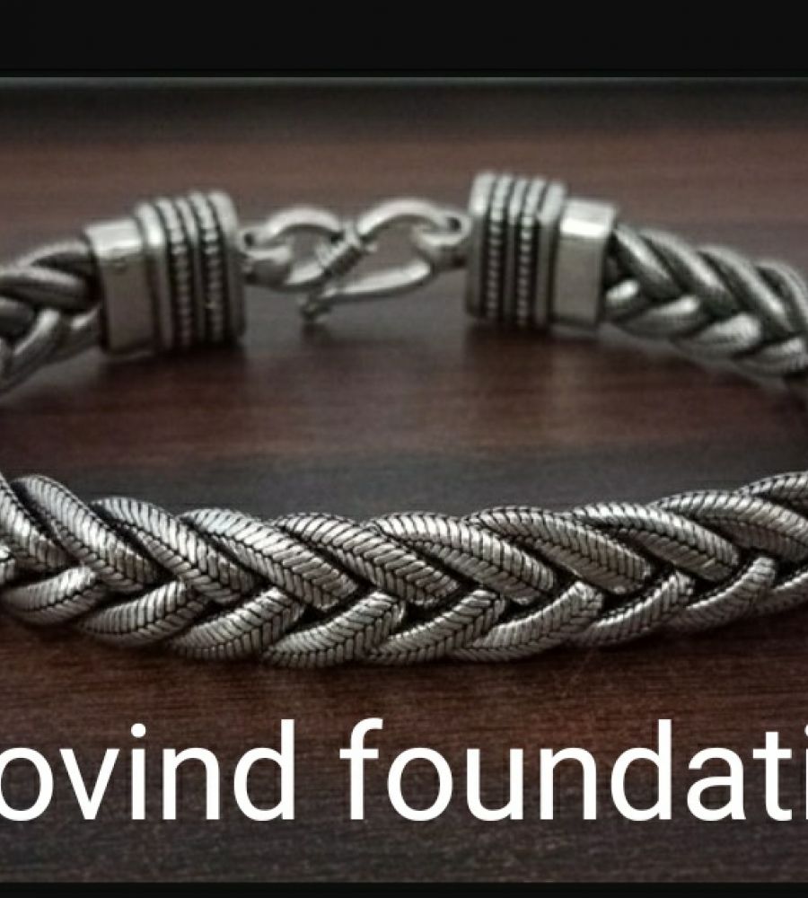 Silver Bracelet for men Broad interlock design Pure silver Bracelet