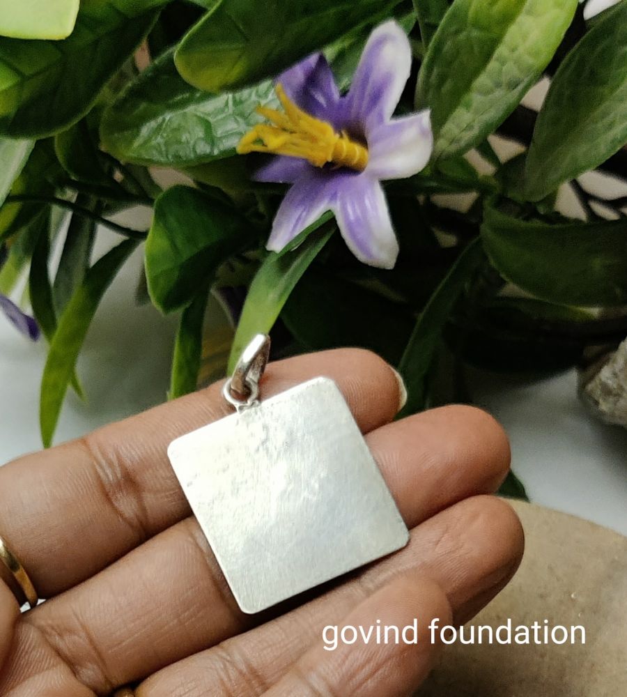 Pure silver square piece 4×4cm 4gm pure silver square piece Red book remedy