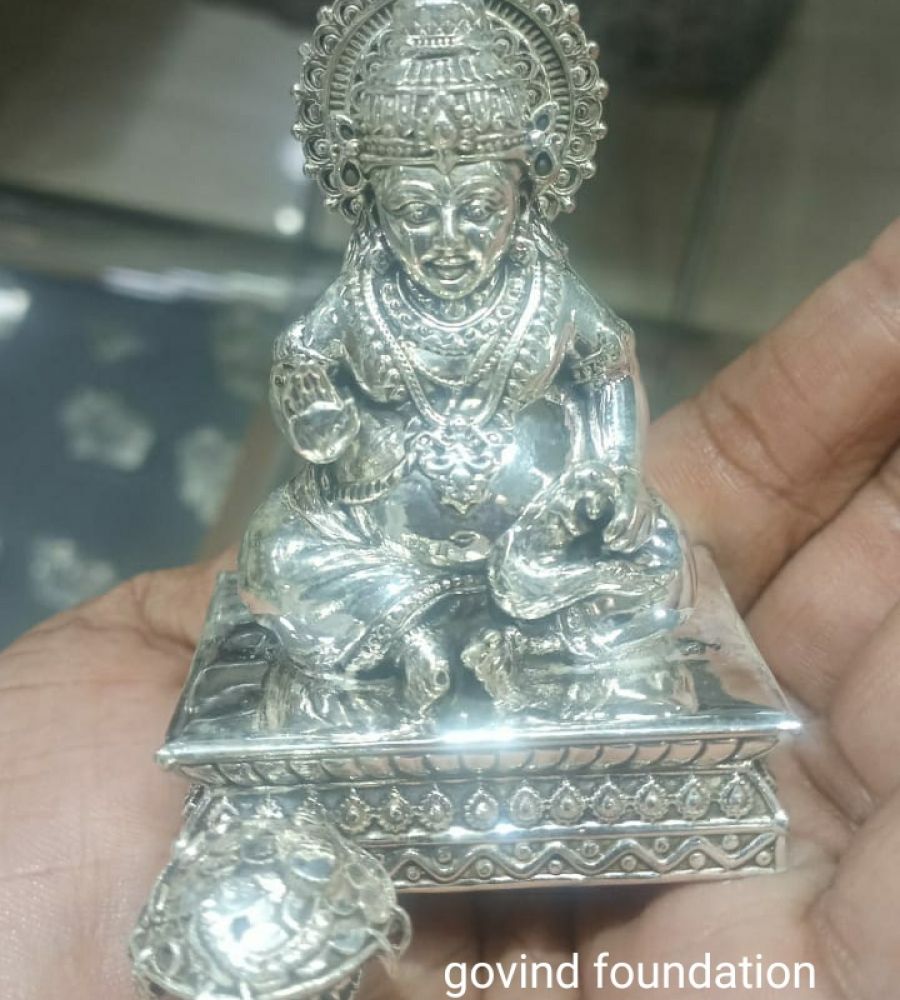 Silver Kuber idol 3 .inches fine finish Kuber idol in pure silver
