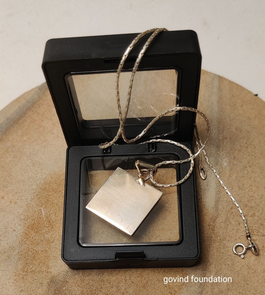 Silver Square piece pendant with silver chain Pure Silver Square piece ...