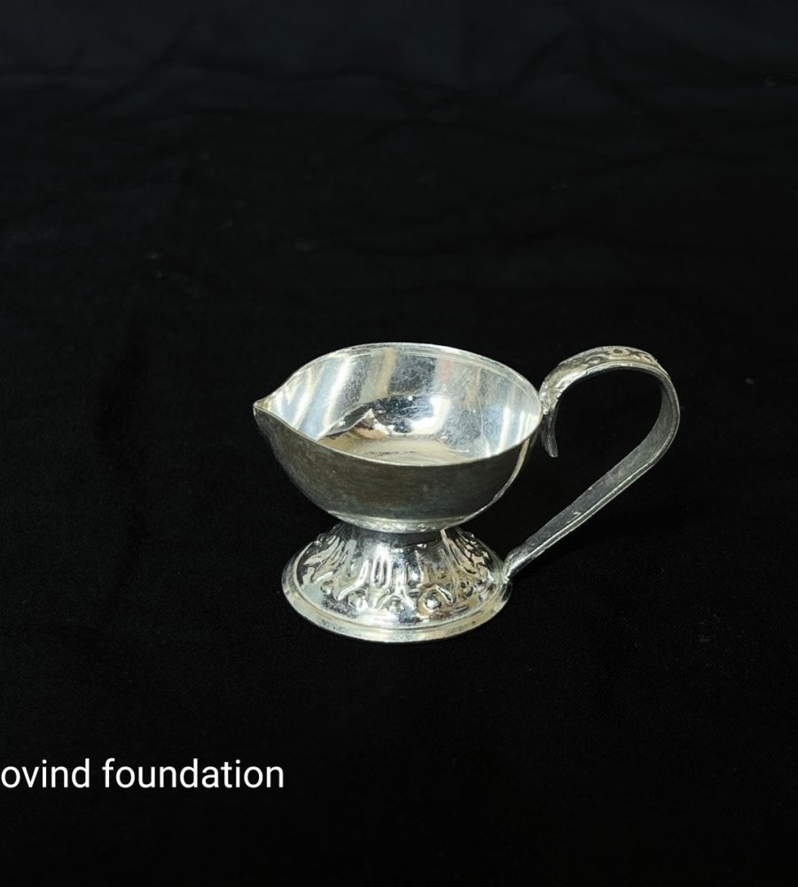 Home PURE SILVER ITEMS SILVER POOJA AND VASTU ITEMS Silver Arti Deepak ...