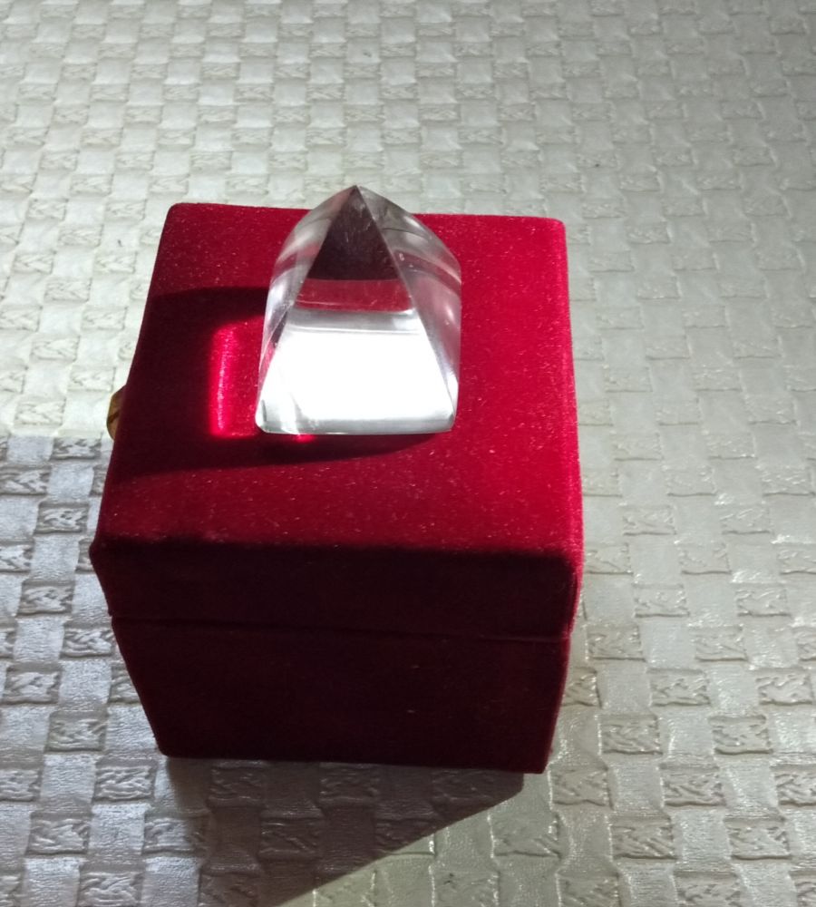 Crystal Pyramid sphatik Pyramid crystal piramid sphatik Pyramid 2×2cm